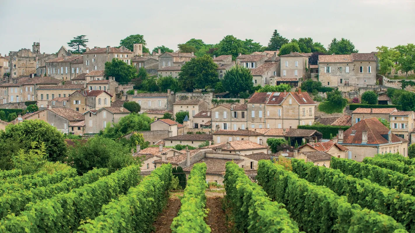El pueblo de Saint-Émilion | Burdeos Turismo